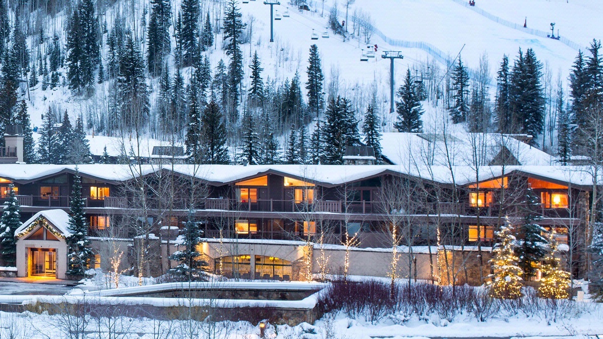 Contact Us | Manor Vail Lodge